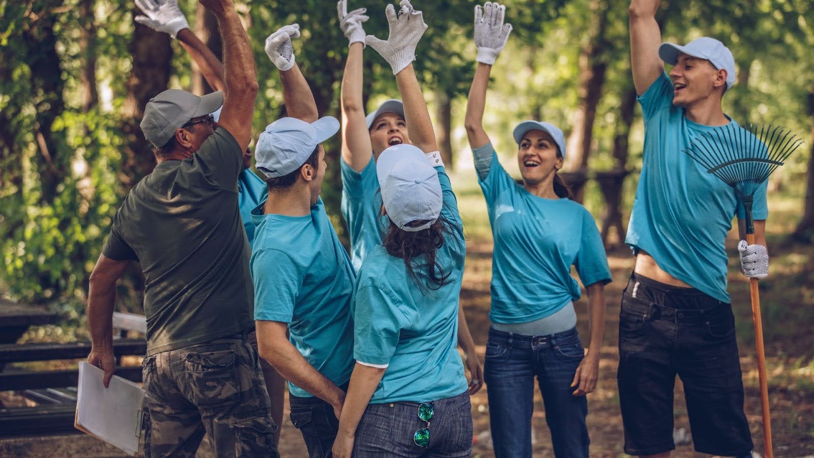 Corporate Volunteering Ideas For Your Employees - Charity Miles